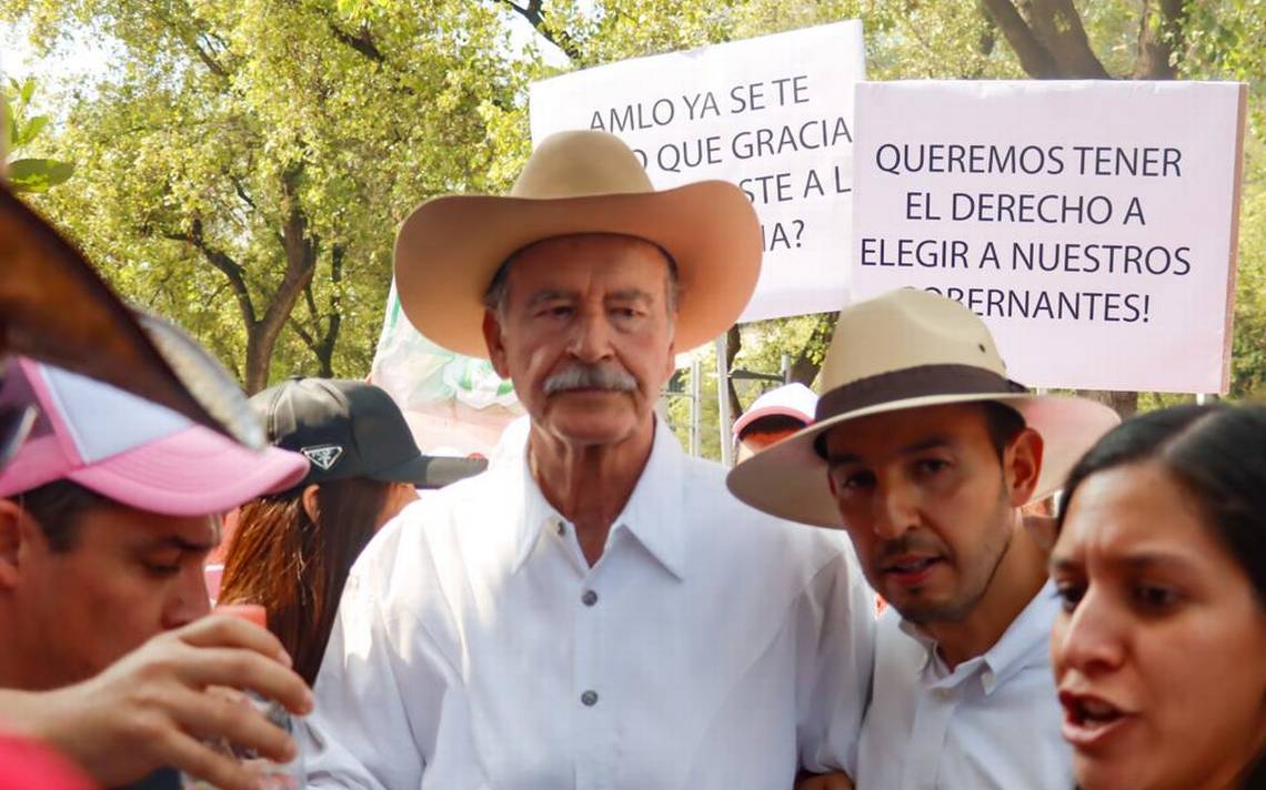 A López le advierto, si él pretende aparecer en el 2024 yo también voy ... A López le advierto, si él pretende aparecer en el 2024 yo también voy ...